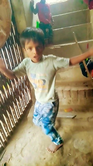 हम ते तर गाइनी हो सुंदर बर पैनी हो अपने रजऊ के प्यार में सवार गैनी हो