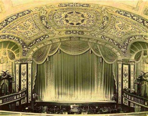 Roosevelt Theater In Chicago Il Cinema Treasures