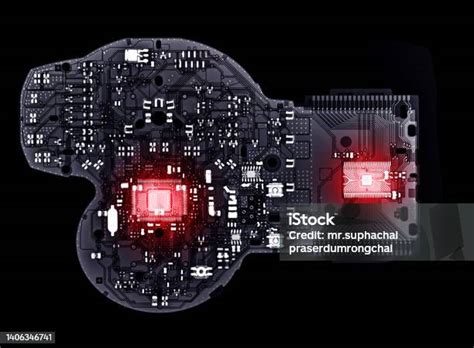 Gambar Sinarx Dari Unit Kontrol Mesin Atau Ecu Foto Stok Unduh Gambar Sekarang Alat Kerja