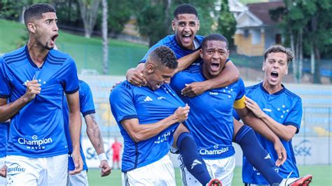 Transmissão Ao Vivo De Cruzeiro X Athletico Pr Veja Onde Assistir🍠