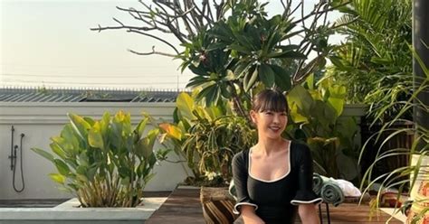 고원희 바비 인형 같은 각선미 똑똑sns