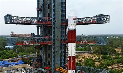 Isro To Launch Earth Observation Cartosat 2e And 30 Nano Satellites On