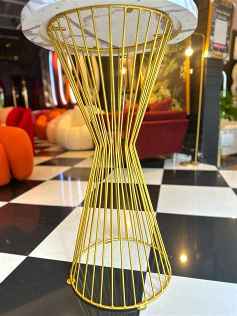 Mesa Bistrô Tampo em Formica Marmorizada Arte Moderna Retrô