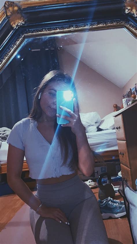 Mirror Selfie Irtr R Irlgirls