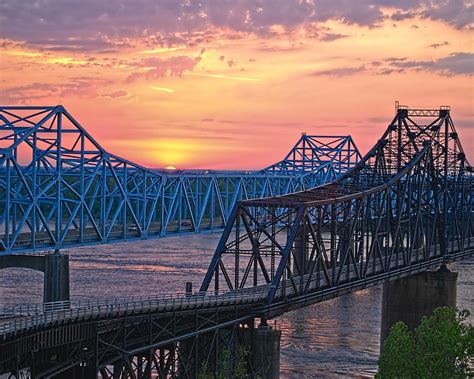 Bridges On The Mississippi River Explora Madeira