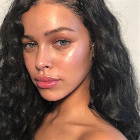 Beautiful Mixed Race Girls 15 Pics