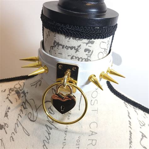 Pastel Goth Kawaii Punk Bdsm Choker In White Vegan Leather With