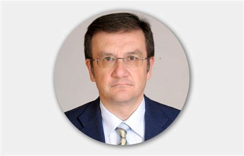 Is Regular Vascular Imaging Scheduled Essential In The Follow Up Of