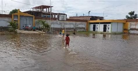 Tumbes fuertes lluvias obligan a retrasar el inicio del año escolar clases LRND Sociedad La