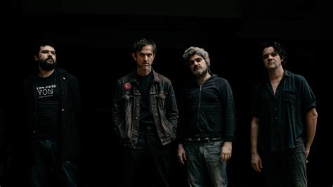 Forgotten Boys Reverencia A Própria História Com Uma Dose De Veneno Em