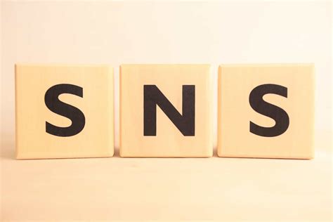 「sns（ソーシャルネットワーキングサービス）」のイメージ画像／フリー素材