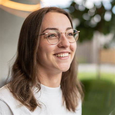 Annika Pantring UI UX Designer Shopware AG XING