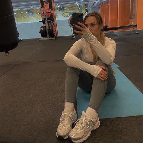 ТВОИ СТРИМЕРШИ СЛИВЫ БЛОГЕРШ И СТРИМЕРШ ВКонтакте