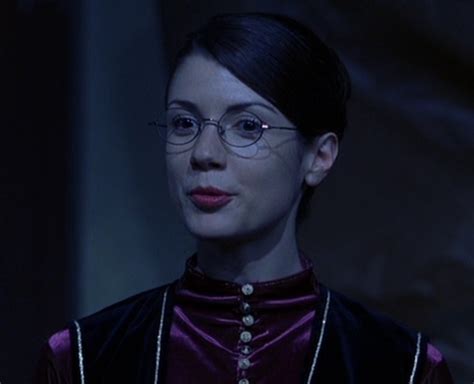 Marina Pretensa Dungeons And Dragons 2000 • Fashion Heroes