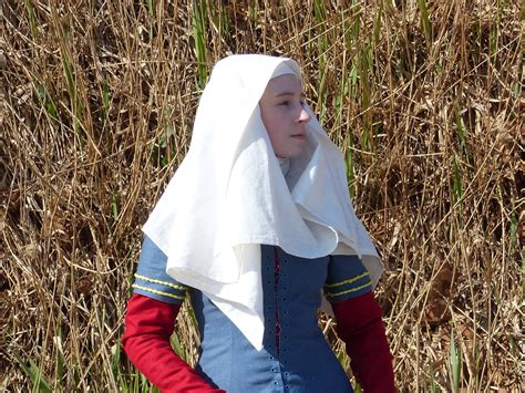 Womens Medieval Linen Wimple Headdress Veil Covering For Re Enactment