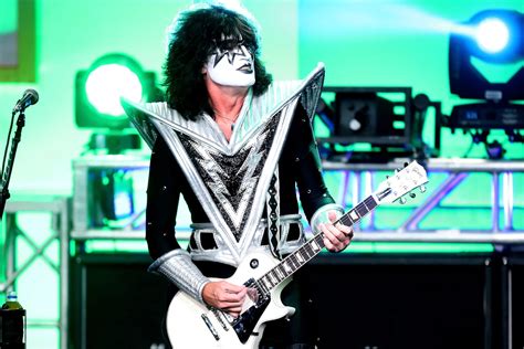 Tommy Thayer ‘blessed With Previously Unknown Daughter