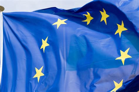 Українці за вступ до ЄС і НАТО Lexinform Правові та юридичні новини