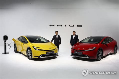 도요타 5세대 프리우스 출시…하이브리드·phev 2가지 모델 종합 나무뉴스
