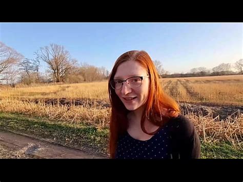Shy Fina Dares To Be Naked Outside Xnxx