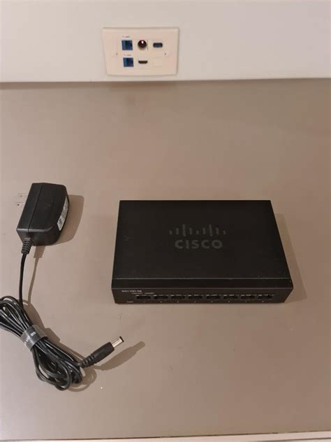 Cisco 8 Port Gigabite Switch SG110D 08 Computers Tech Parts Accessories Networking On