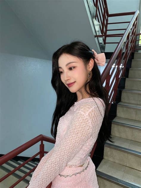 더쿠 확신의 뱀상 여우상 고양이상 여자 아이돌 