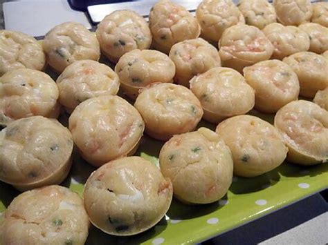 Recette de Bouchées apéritives saumon feta ciboulette