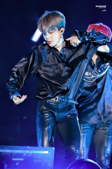 더쿠 지민이 가죽바지 입는거 너무 좋아