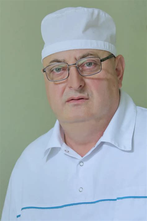Врач стоматолог