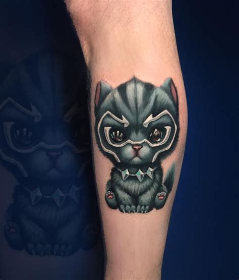 Тату кошка на голени икрах у парня мастер Яна Dragonfly Id 48945