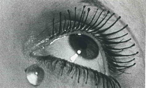Exposição Man Ray Em Paris Giraí São Paulo