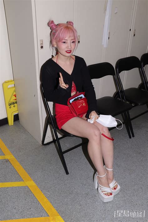 中年好聲音2丨「屯門娜娜」再次性感look現身海選 《一舞傾城》媽媽生都報名 星島日報
