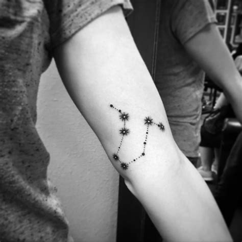 tatuagens para quem é do signo de gêmeos Speedy Bronze