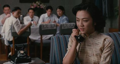 《色·戒》之王佳芝：鬧劇過後，被拋棄的獨她一人 每日頭條