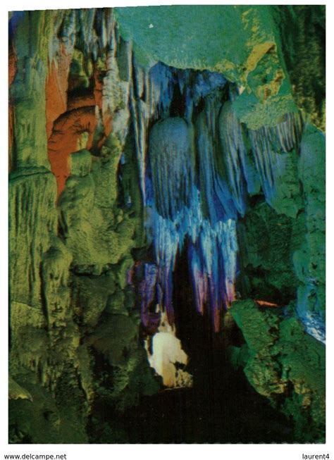 Katherine G 30 Australia Nt Cutta Cutta Caves