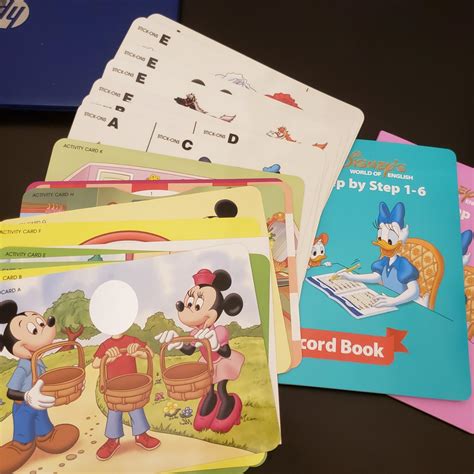 全新 迪士尼美語世界 活動 教材 Disneys World Of English Dwe Step By Step 興趣及遊戲 書本
