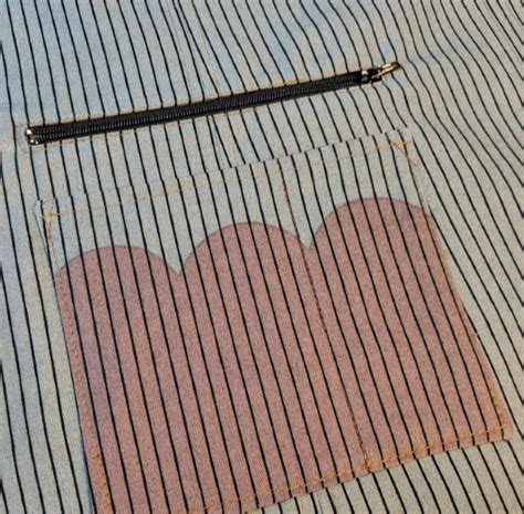 A Quilters Table Compass Bag