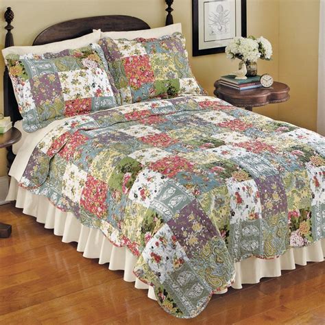 Collections Etc Blossom Floral Patchwork Reversible Lightweight Bedding