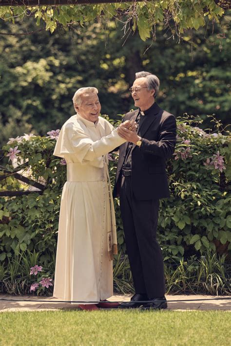 연극 두 교황 서인석·남명렬 대립과 화해 한국 사회에 많은 것 시사