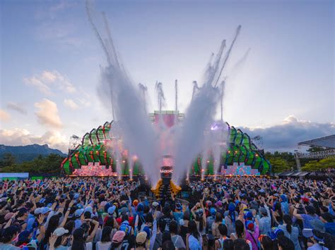 한화호텔앤드리조트 워터밤 속초에 1 5만명 몰려 대한경제