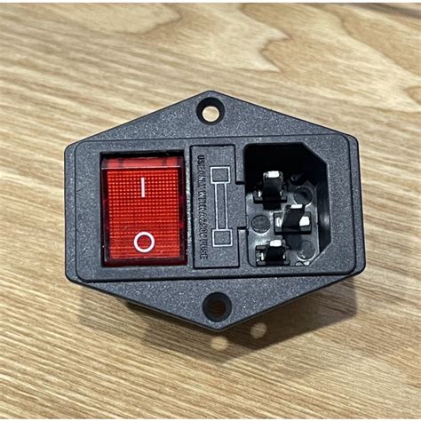 5 三合一ac帶耳電源插座ac 14 F16b 帶kcd5帶燈開關帶保險絲品字插座 蝦皮購物