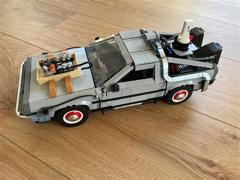 Lego 10300 Creator Expert - DeLorean DMC-12 Die Zeitmaschine aus Zurück ...