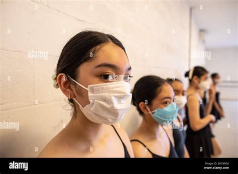 A Dancergirl Student Posed For A Picture Balerina Course From Rumah