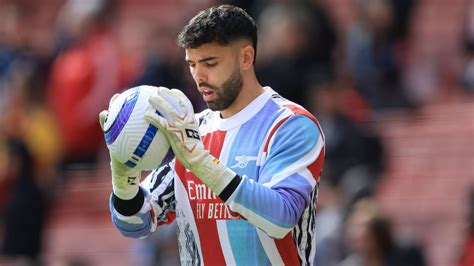 Exclusive Arsenal And Aston Villa Stars Could Be Peer Pressured After