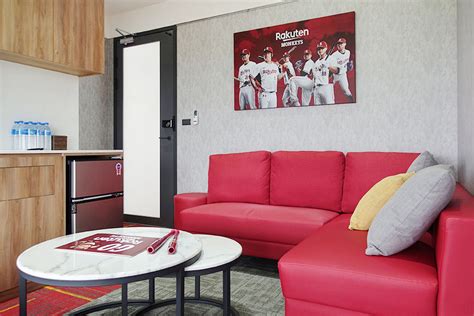 桃園棒球場 Vip Suite，樂天桃猿包廂看球，開箱 Rakuten Monkeys Vip Room 豪華貴賓室！ 披著虎皮的貓