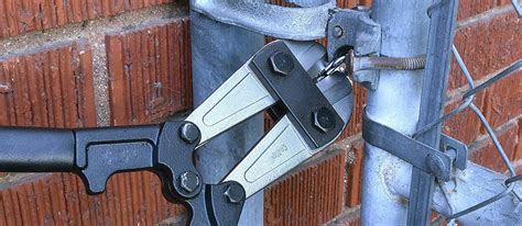 Best Bolt Cutters In 2022 Buying Guide Gear Hungry
