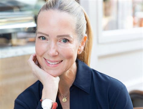 Finding Your Person With Dating Coach Amy Nobile Messing Goop