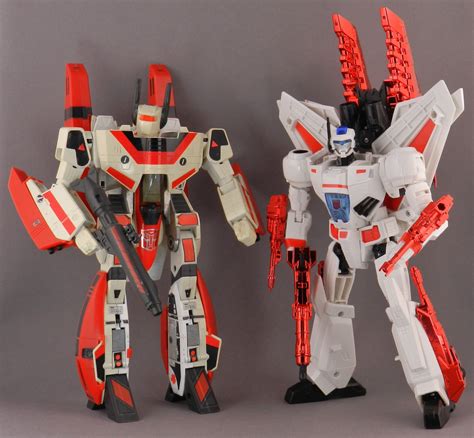 Tfws Generations Jetfire In Hand Gallery Transformers News Tfw2005