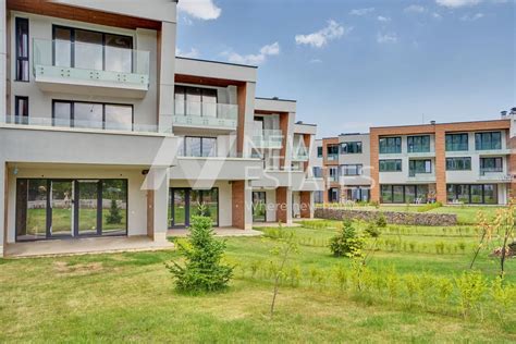 Комплекс от 10 еднофамилни къщи New Estates