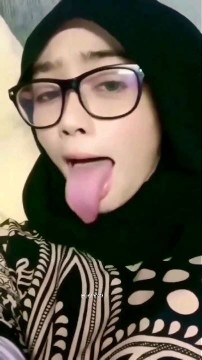 Jilbab Cium ENAK BANGET - YouTube