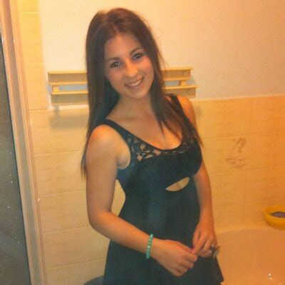 Eden Moore Edenmoore21 Twitter